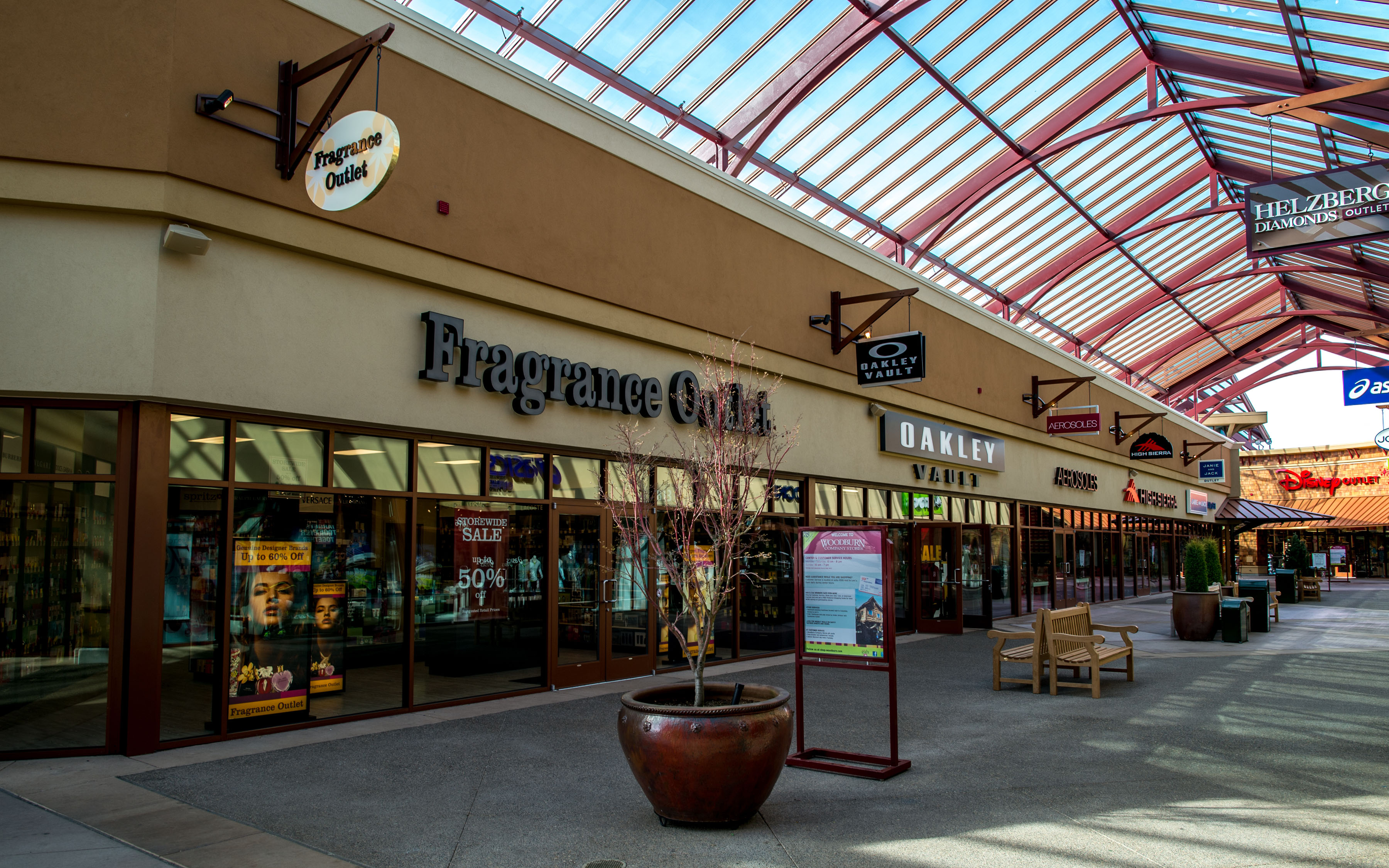 Woodburn Stores - Artector - Refined Ingenuity